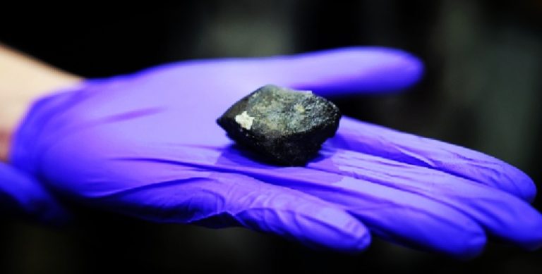 Rare Meteorite landed in the Eastern Cape - Earthnews365