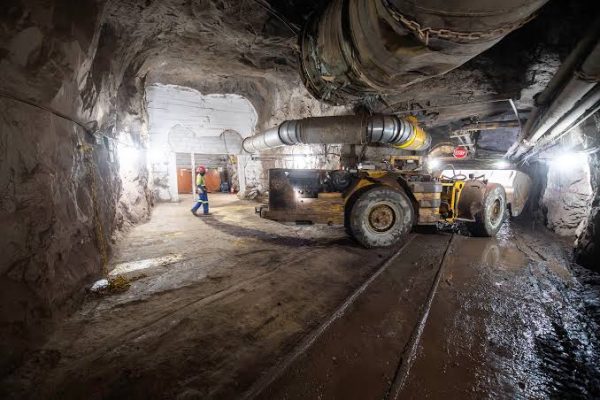 Search continues for trapped miners underground Ekapa Mine in Kimberley ...