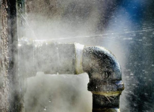 Several burst pipes in Joburg’s water systems - Earthnews365